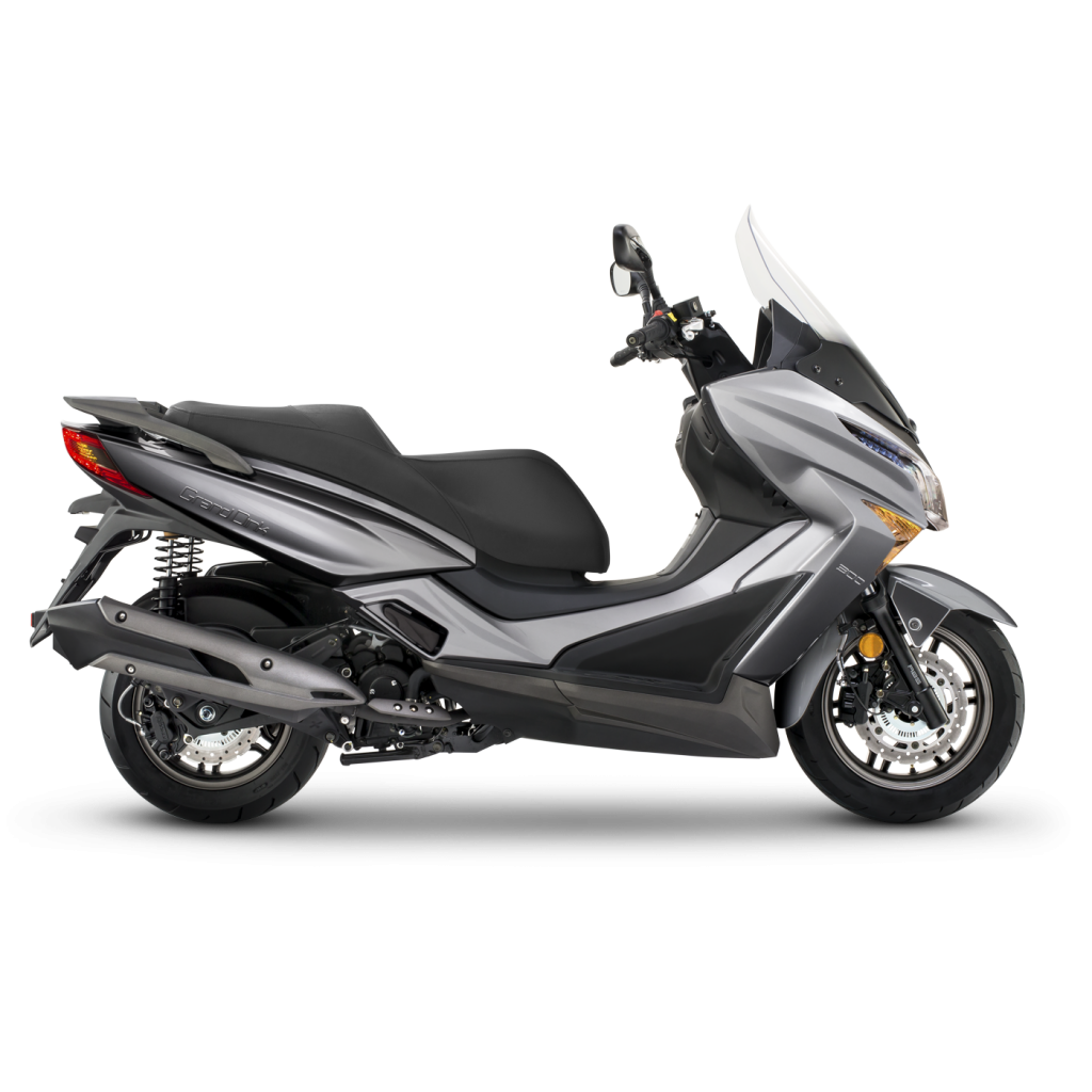 Kymco Super Dink 300cc de alquiler en Madrid | Motofly Alquiler Motos